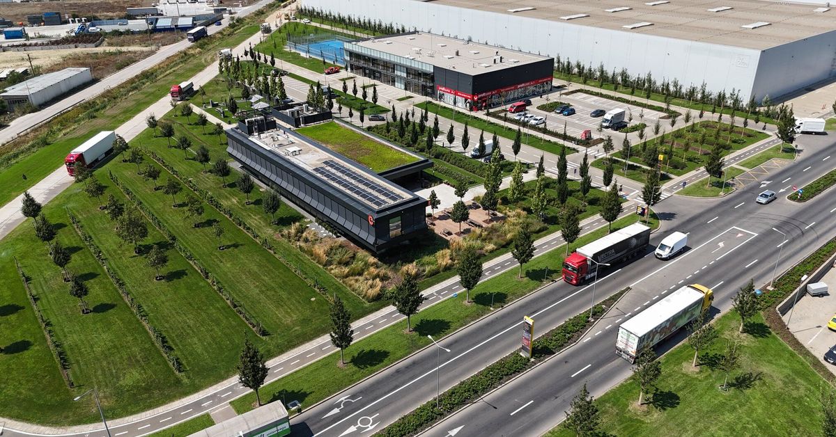 SPAȚII MICI ÎN CEL MAI MARE PARC INDUSTRIAL: CTP LANSEAZĂ PRIMA CLĂDIRE ...